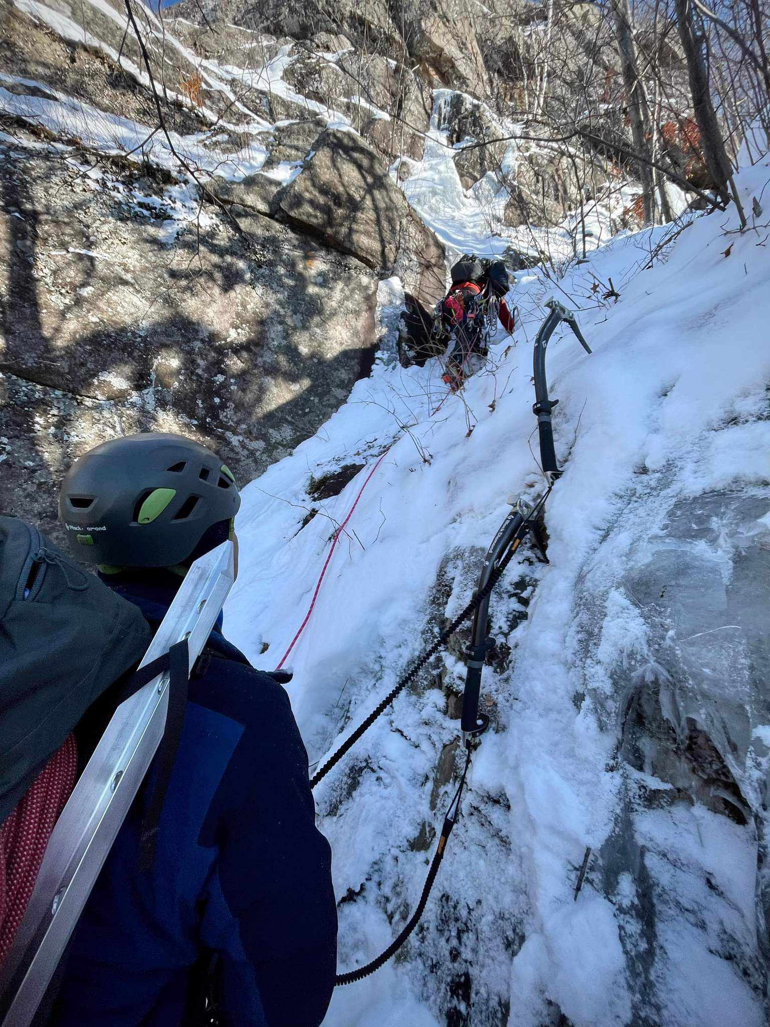 Lead Ice Climbing – Escalade Petite Nation Store